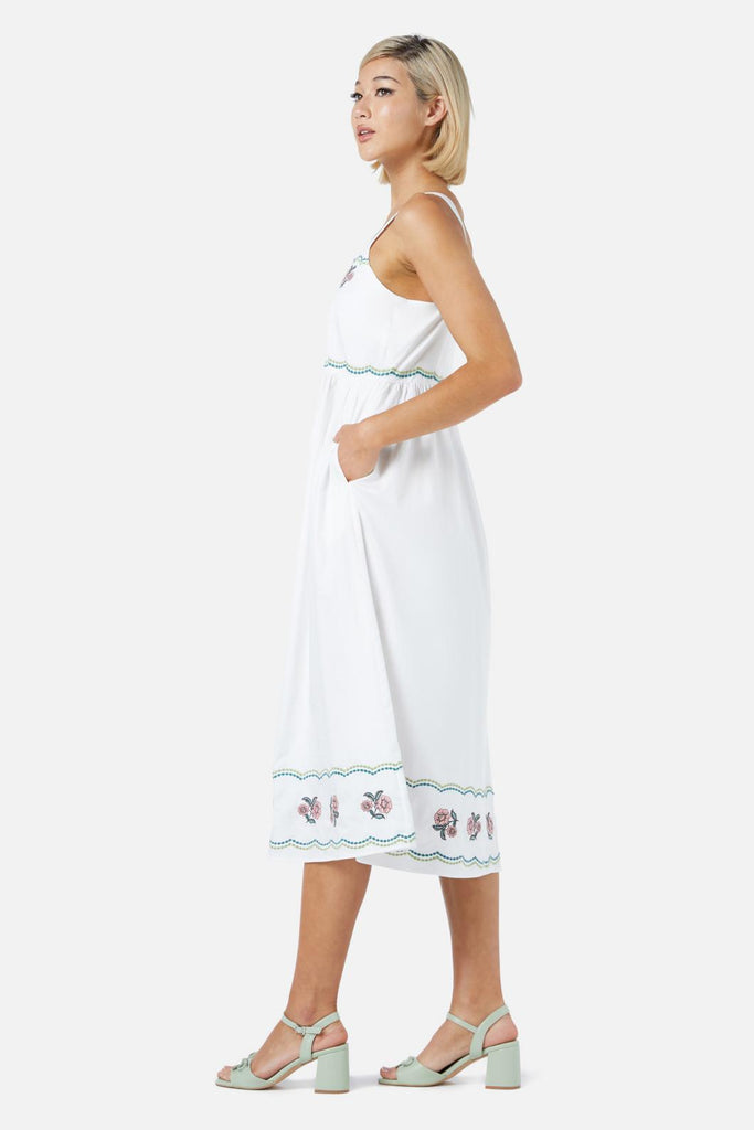 Renata Embroidered Dress – Princess Highway